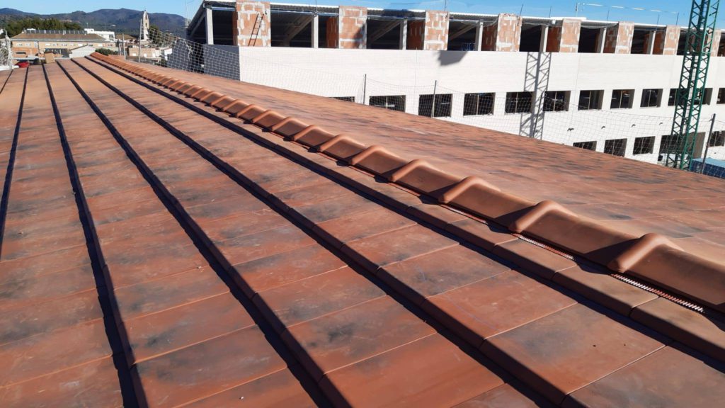 Tjegulla "Flat-10 Moss Red" Tejas Borja - Material Ndertimor